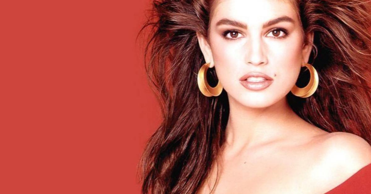 Top 10 Supermodels of the 1990s | Videos on WatchMojo.com